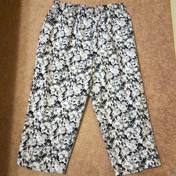 Allison Daley | Pants & Jumpsuits | 2 For Allison Daley Black White ...